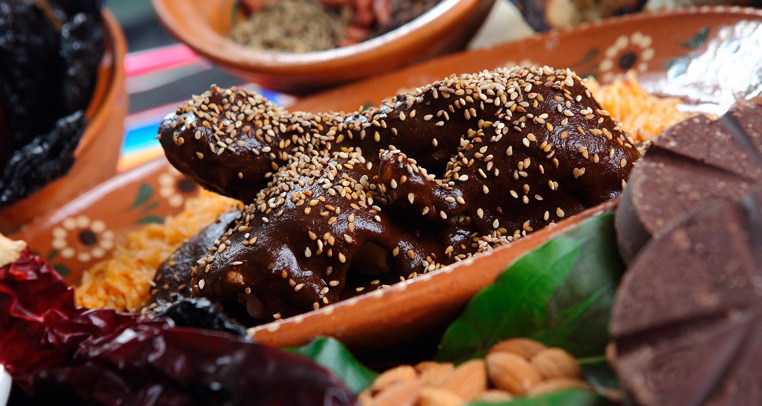 Mole, vino y volcán: escapada de sabor por Puebla | Royal Delux